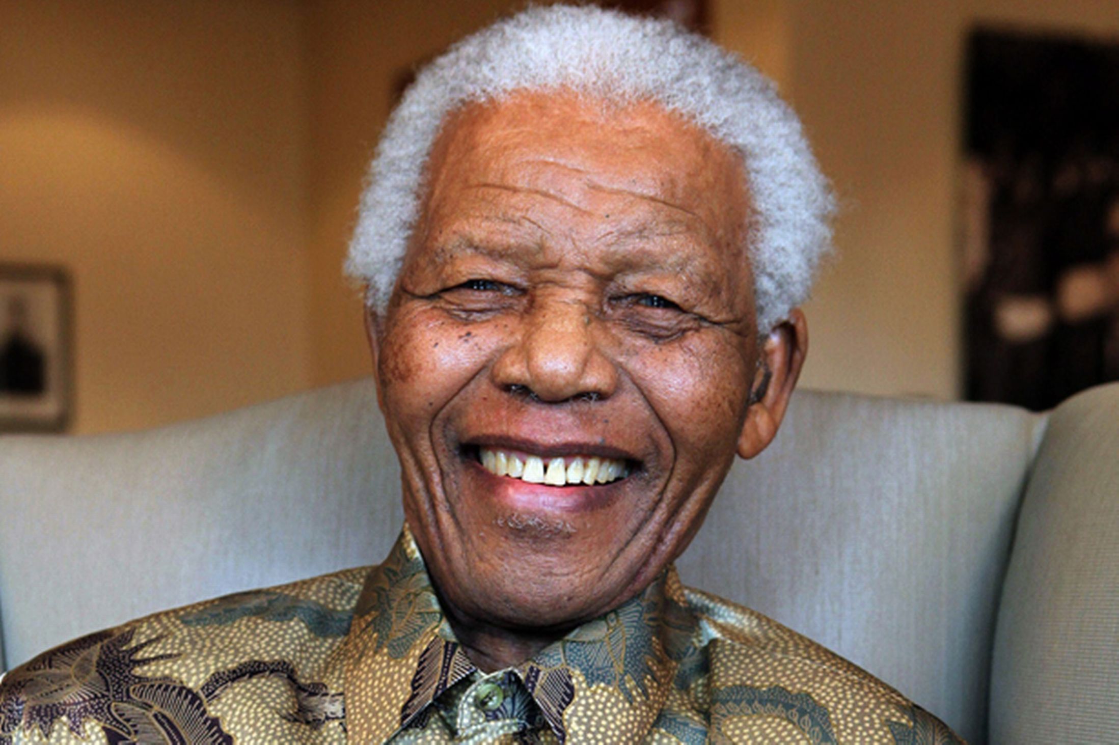 Nelson Mandela "risponde alle cure": Zuma invita il Sudafrica ed il ...