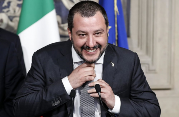 Matteo Salvini da giovane irriconoscibile: magrissimo e con tanti capelli