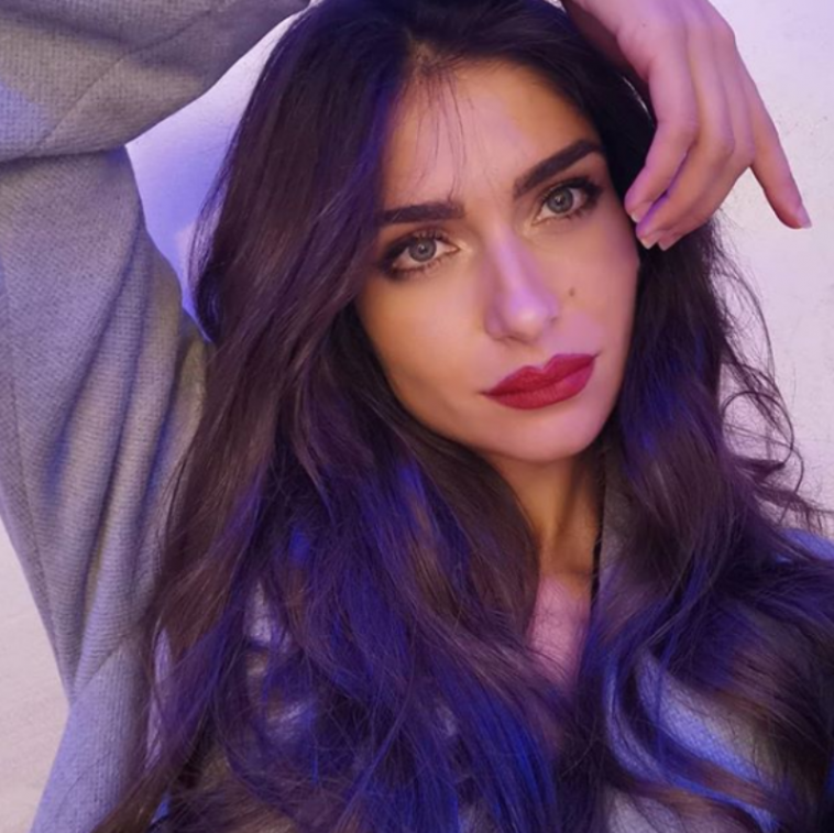 Ambra Lombardo Instagram, mini dress e gambe in primo piano: «Che ...