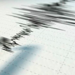 Elisabetta Canalis Instagram, sensuale sul letto avvolta nel lenzuolo: «Che visione!»