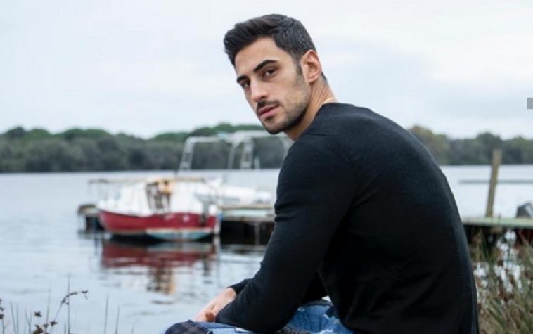 Alessandro Graziani Instagram doccia bollente, ‘rigato’ dall’acqua è “superlativo”: «Gran bel ...