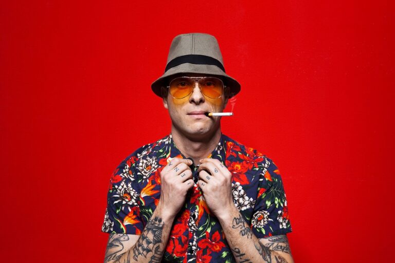 Chi è Clementino: età, altezza, tutto sulla carriera della Iena del Rap