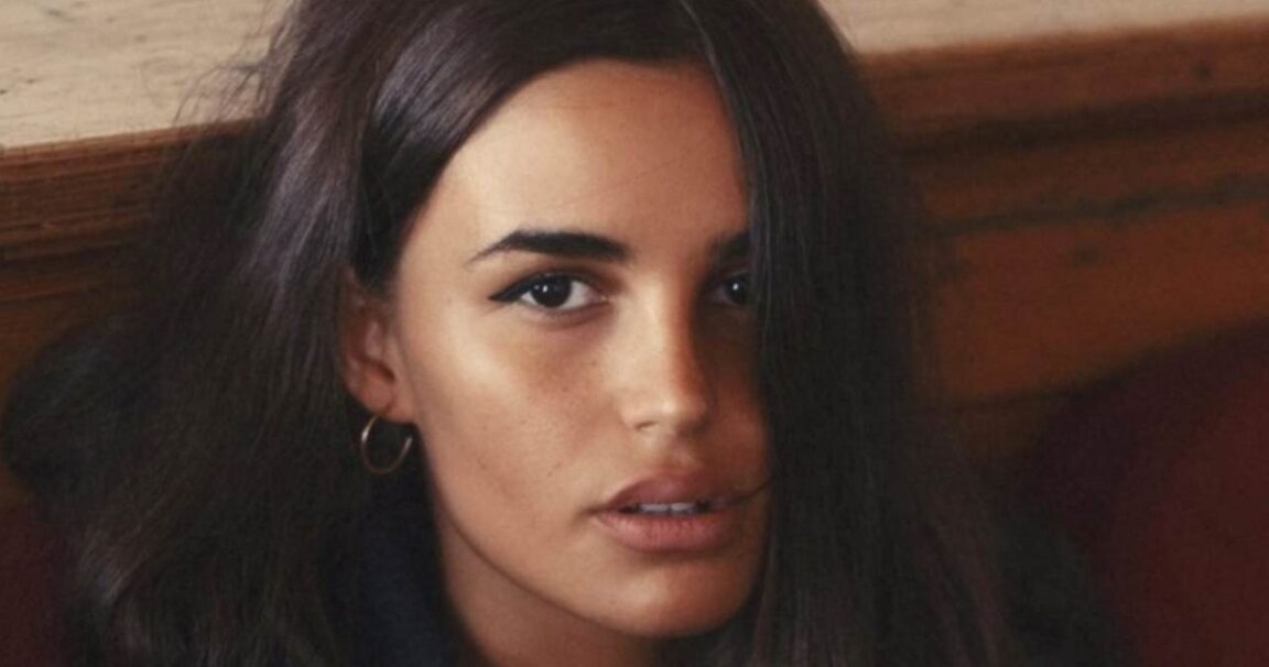 Simonetta Columbu padre regista, attrice per merito suo? La riposta di ...