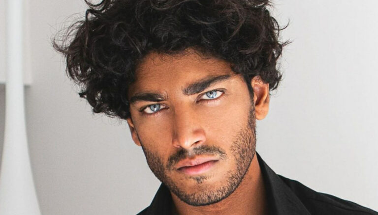 Akash Kumar occhi spunta foto del passaporto: ecco il vero nome