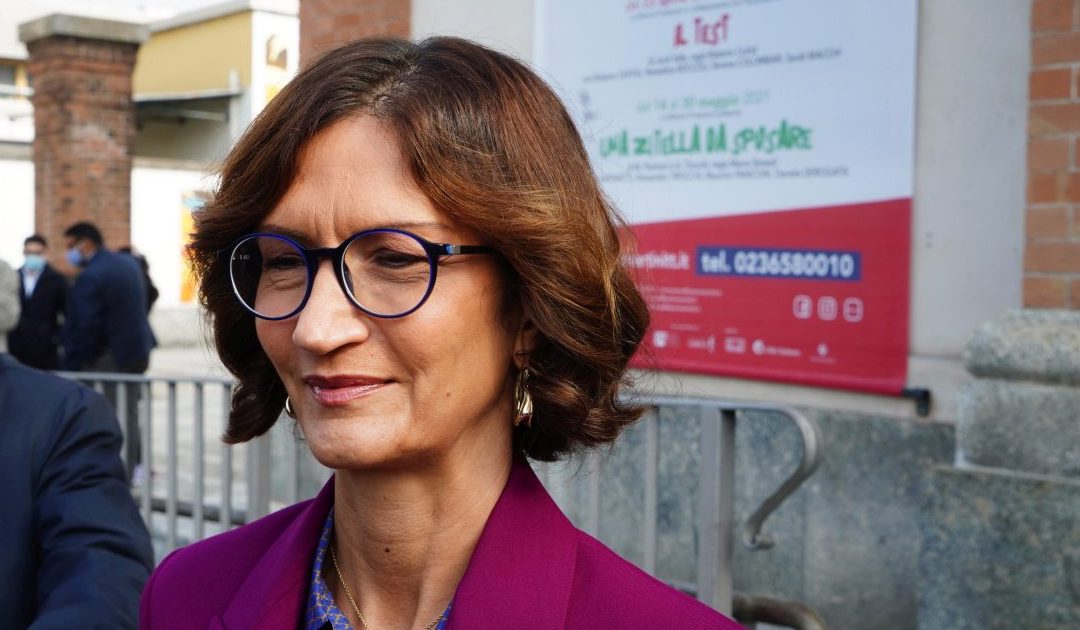 Mariastella Gelmini chi è età carriera e vita privata della ministra ...