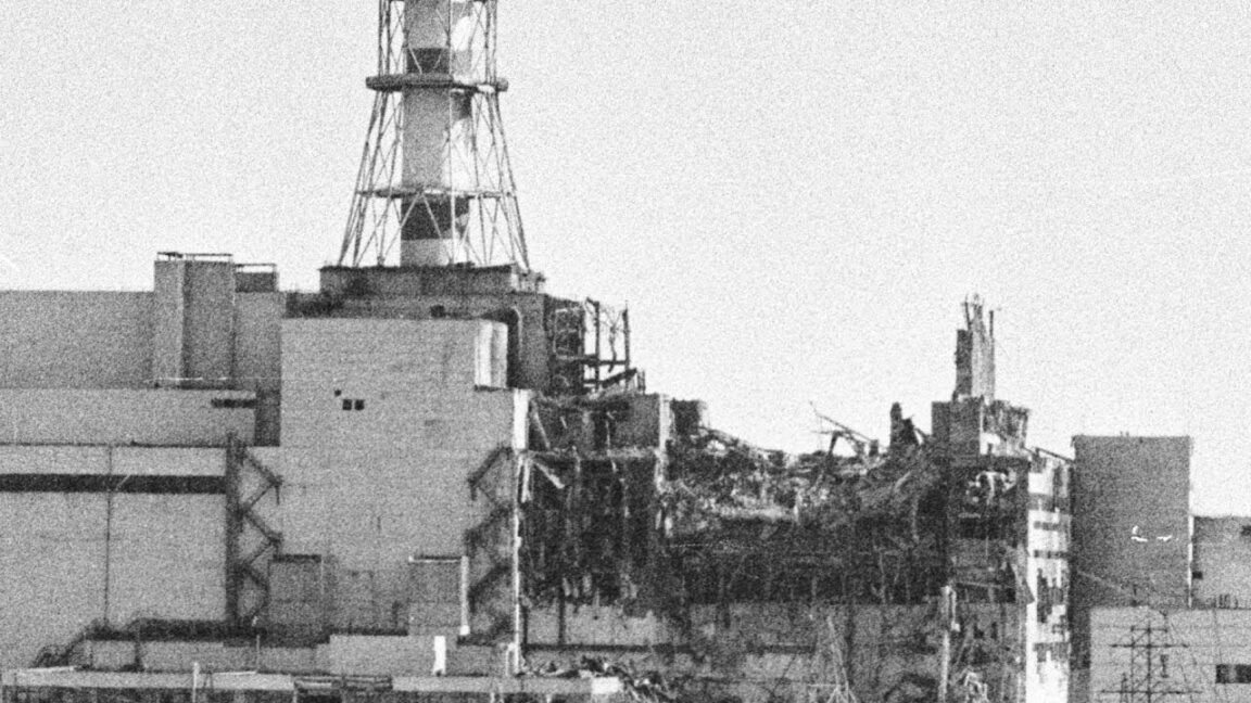 Disastro di Chernobyl anniversario, la vita a 35 anni dal terribile ...