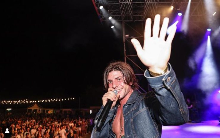 Rkomi età carriera curiosità e vita privata: tutto sul cantante