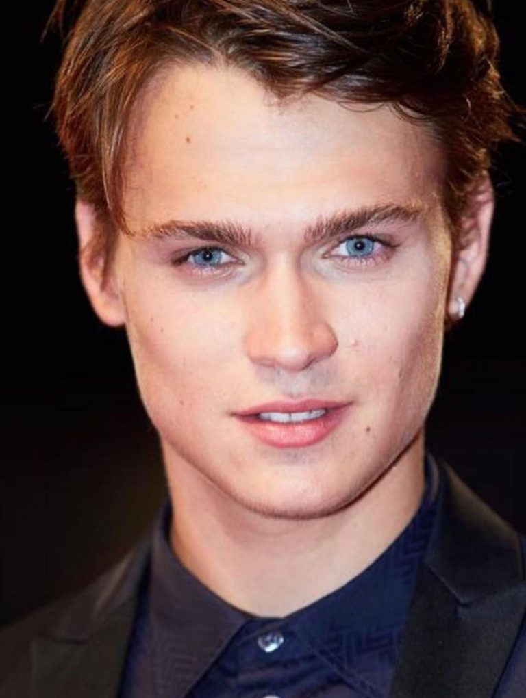 Chi è Saul Nanni, l'attore fidanzato con Deva Cassel: film e vita ...